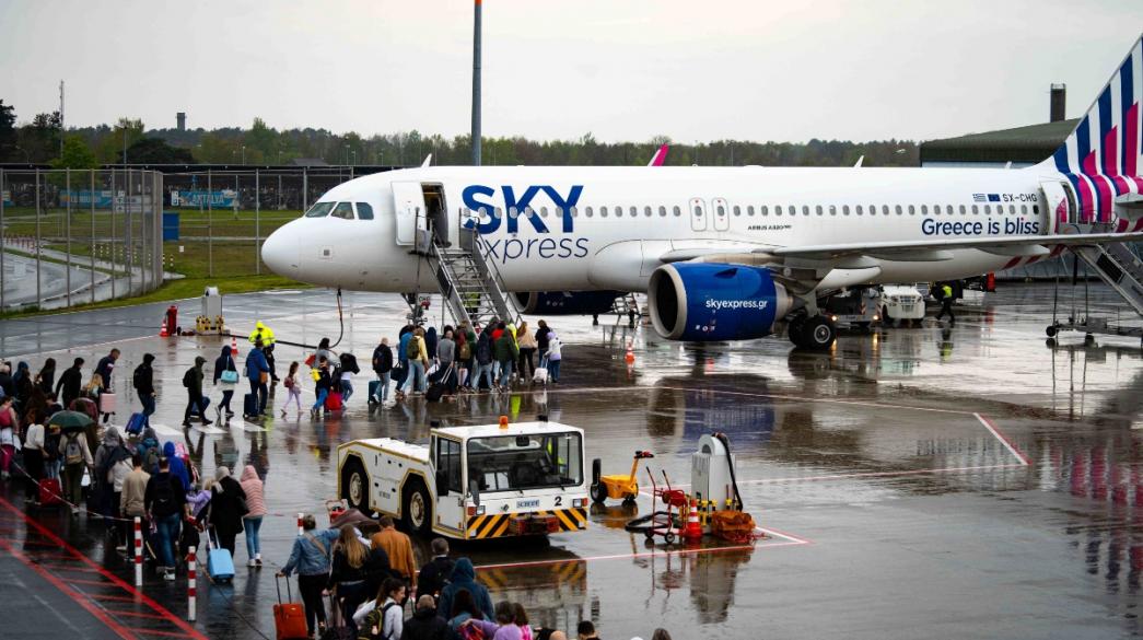 Sky Express: Συνεργασία με Sunweb συνδέει την Ευρώπη με ελληνικούς προορισμούς | Business Daily